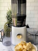 How to Juice a Pineapple (Homemade Juicing Recipe)