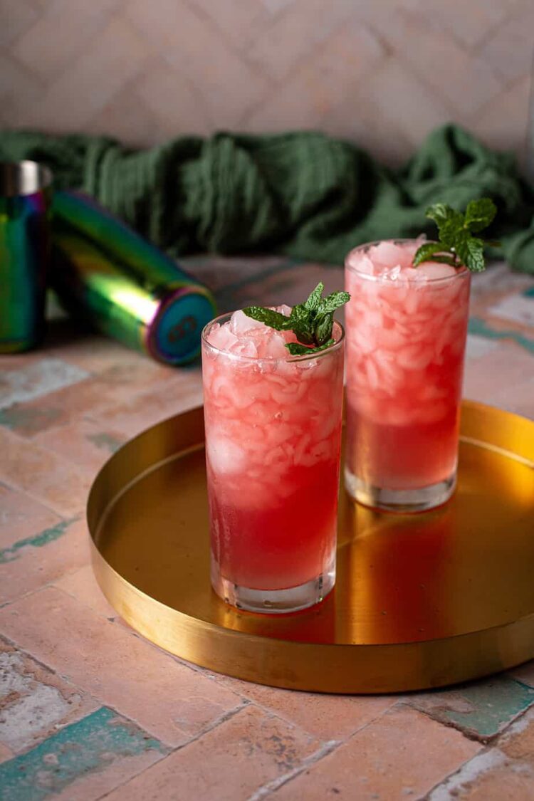 25+ Best Vodka Drinks with Sprite (Cocktail Recipes)