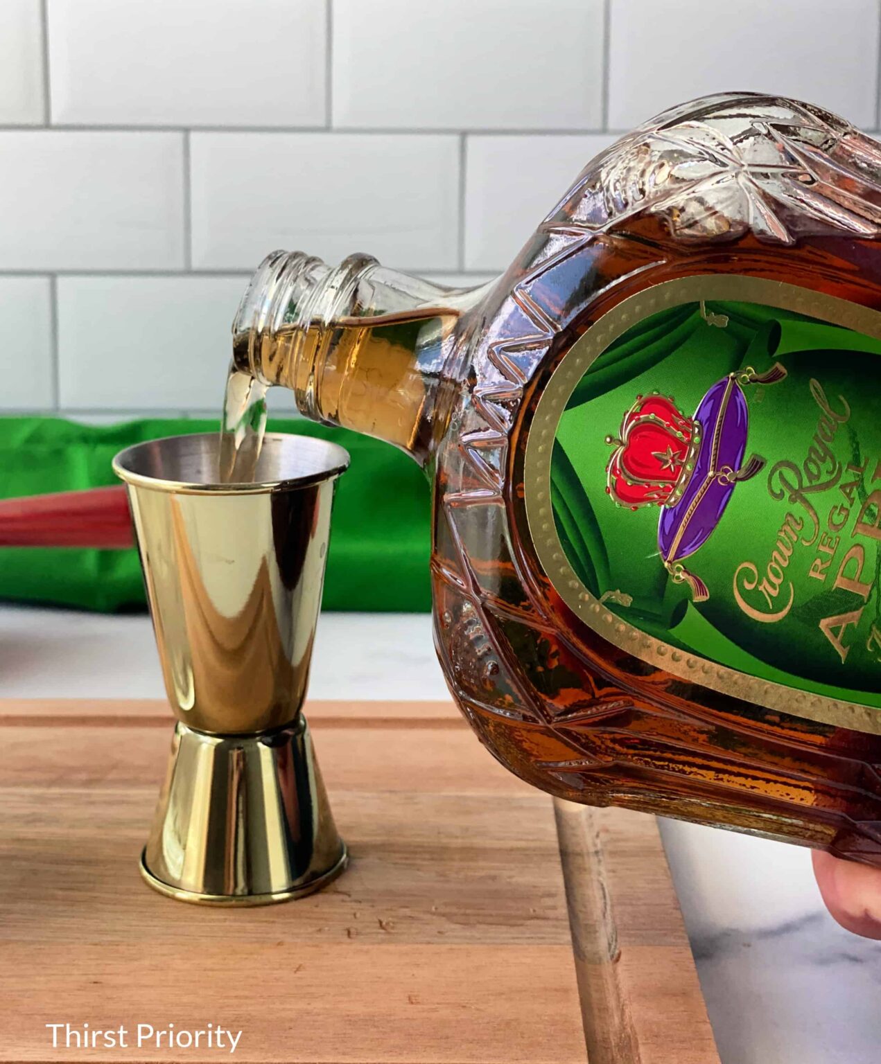 Crownberry Apple Cocktail Recipe (Crown Royal)