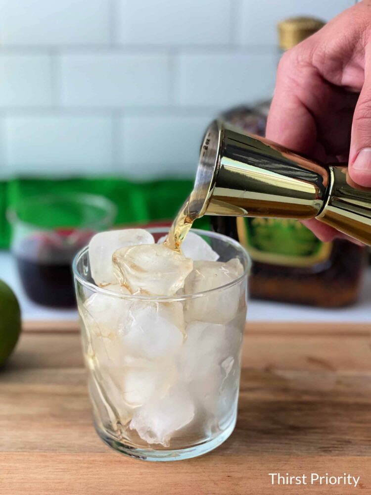Crownberry Apple Cocktail Recipe (Crown Royal)