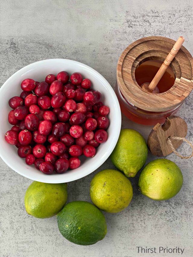 Cranberry Lime Refresher (Fresh Cranberry Water)