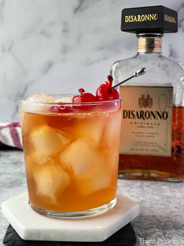 Easy Amaretto Sour Recipe with Sour Mix