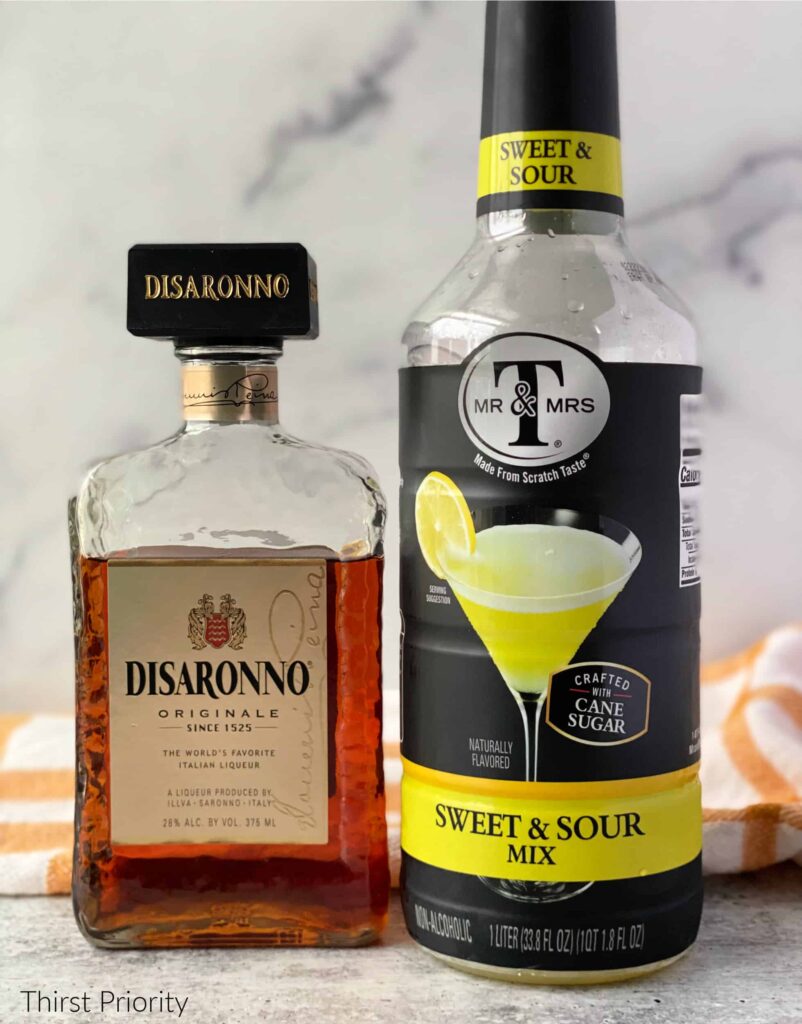 Easy Amaretto Sour Recipe with Sour Mix