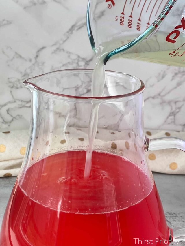 Cranberry Lime Refresher (Fresh Cranberry Water)